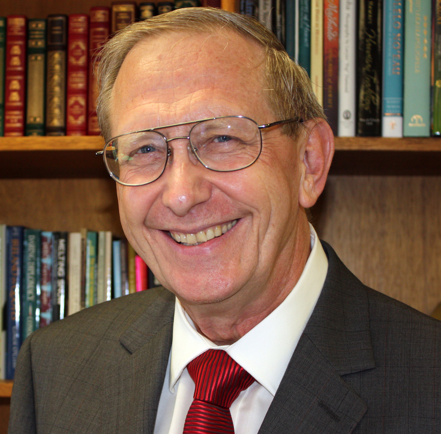 Chaminade President to Continue Through 2017 - Honolulu Civil Beat